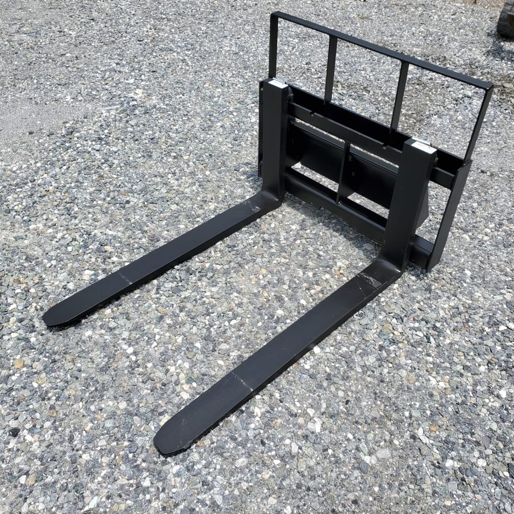 42″ Pallet Forks Toro Dingo Mount – River Valley Mower Salvage
